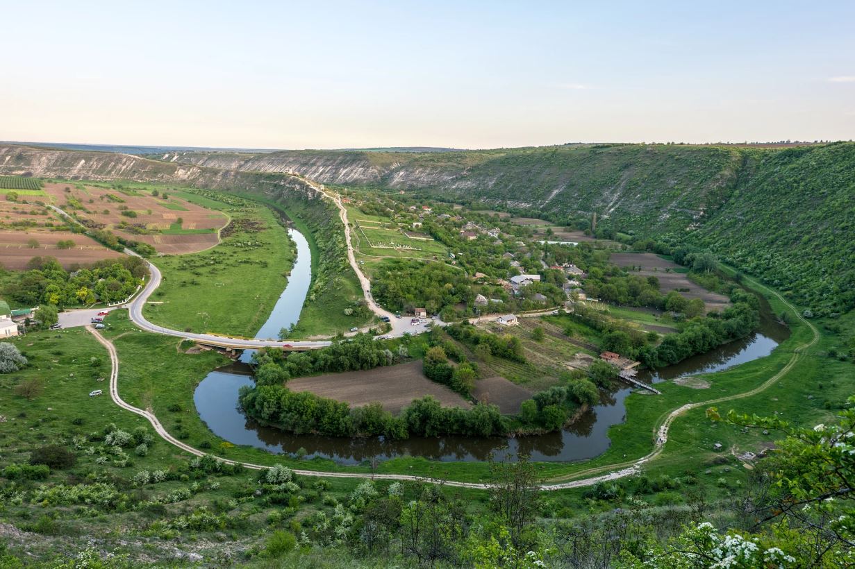 Râul Răut, mult mai mult decât un simplu curs de apă - Heymoldova.com